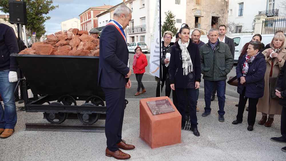 Hommage aux « gueules rouges » de Mèze - Ville de Mèze